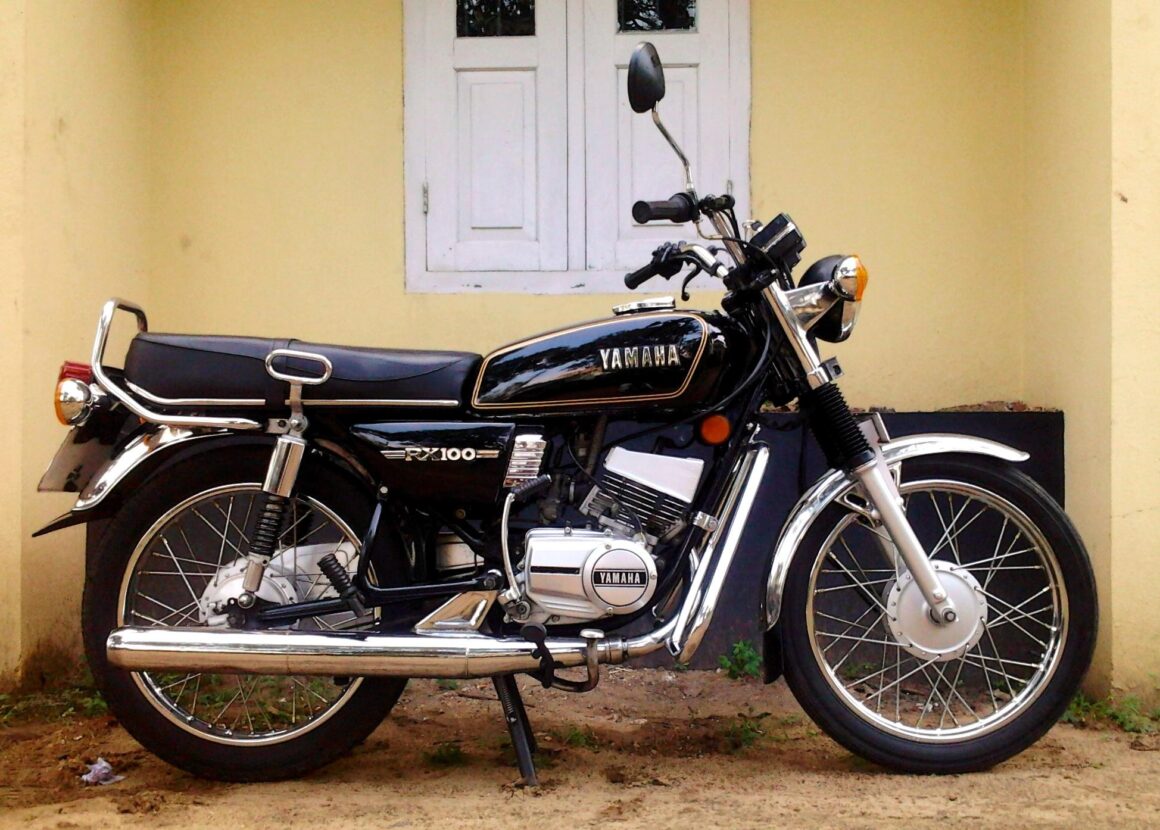 The Legacy and Revival of the Yamaha RX 100 (100 Yamaha RX) - MotoSniff